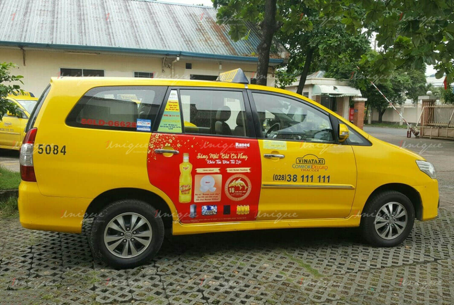 Truyền thông thương hiệu trên VinaTaxi - Unique Vietnam